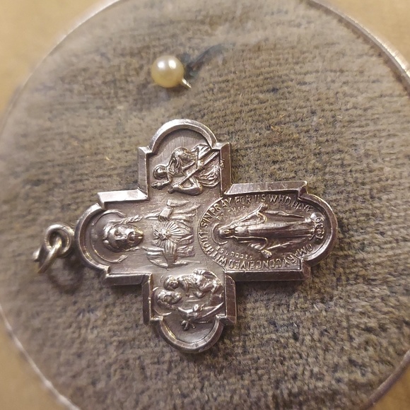 Chapel | Jewelry | Vintage Chapel Sterling Silver 4 Way Cross | Poshmark